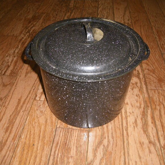 Vintage | Kitchen | Vintage Small Metal Cooking Pot W Lid | Poshmark
